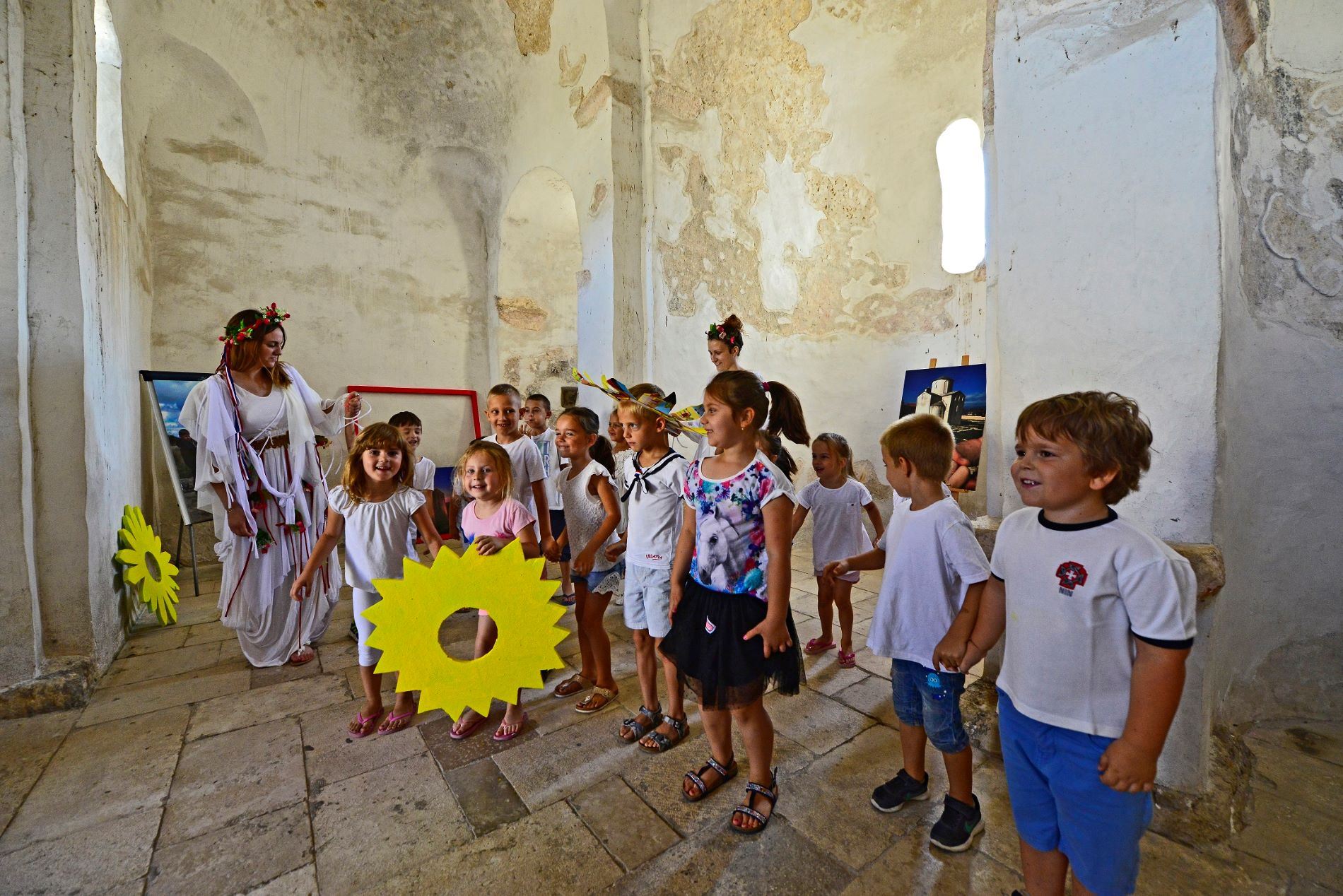 Visit Nin | The Festival of Sun and Light